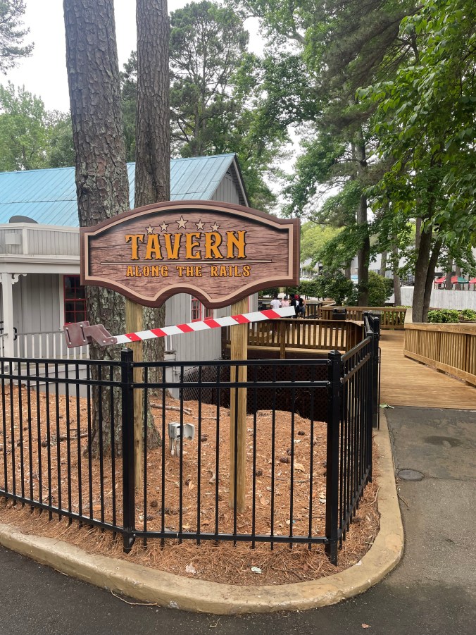 Review of the VIP Diamond Pass Lounge at Six Flags Over Georgia | BGT ...