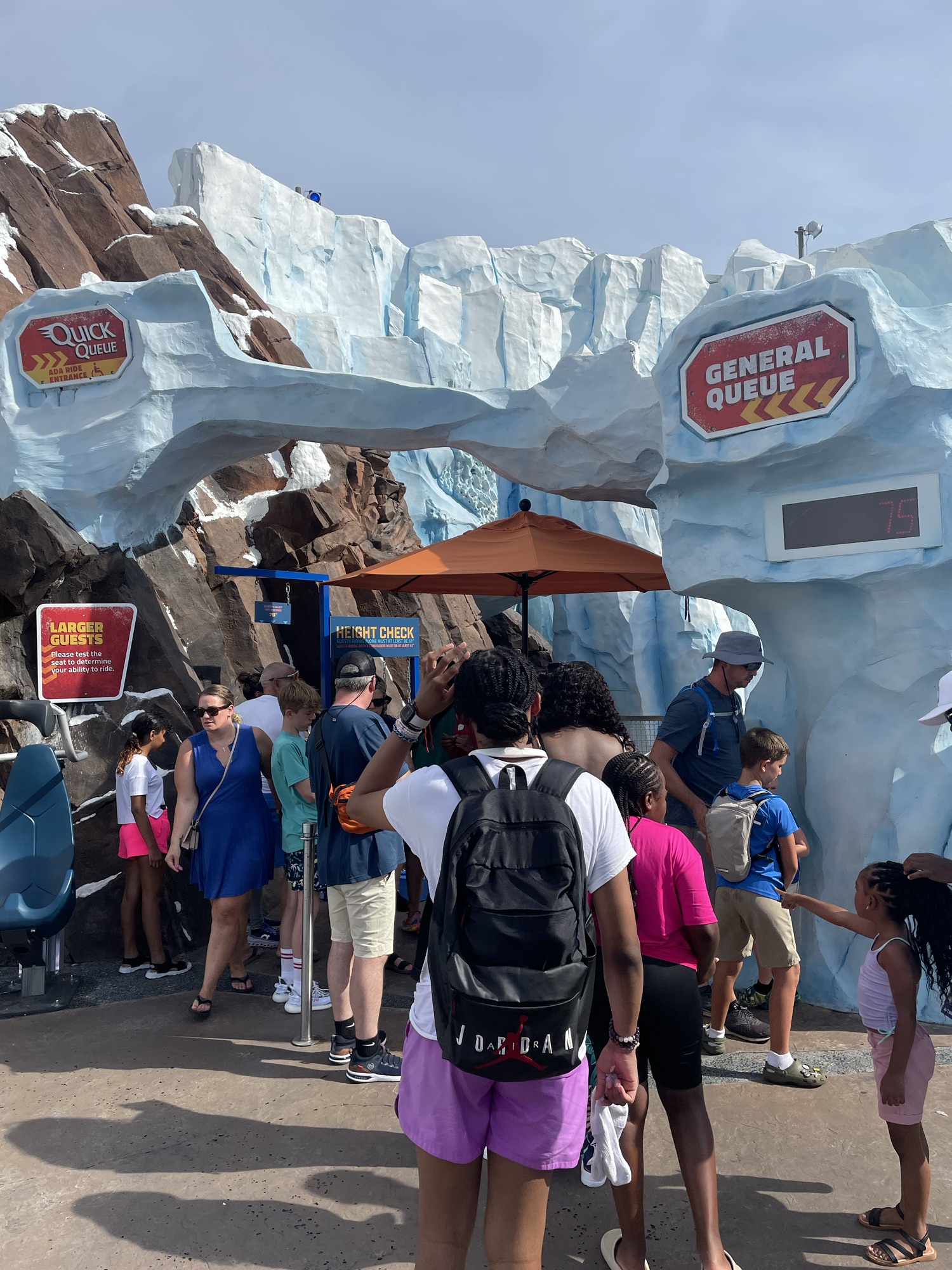 Review of the New Penguin Trek Roller Coaster at SeaWorld Orlando | BGT ...