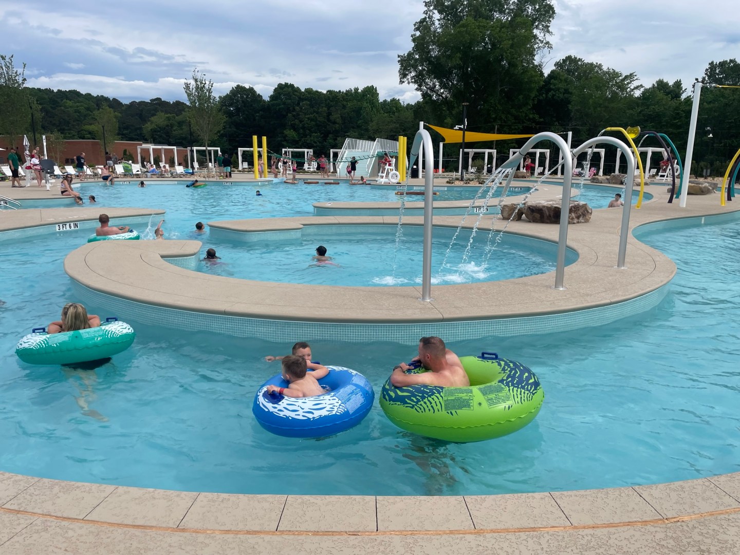 Review of the Spectacular New Splashville Water Park in Bartow County ...